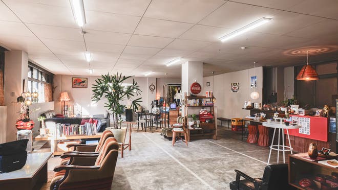 瓦町駅から徒歩3分カフェ・バー併設のイベント向きスペース①の写真2