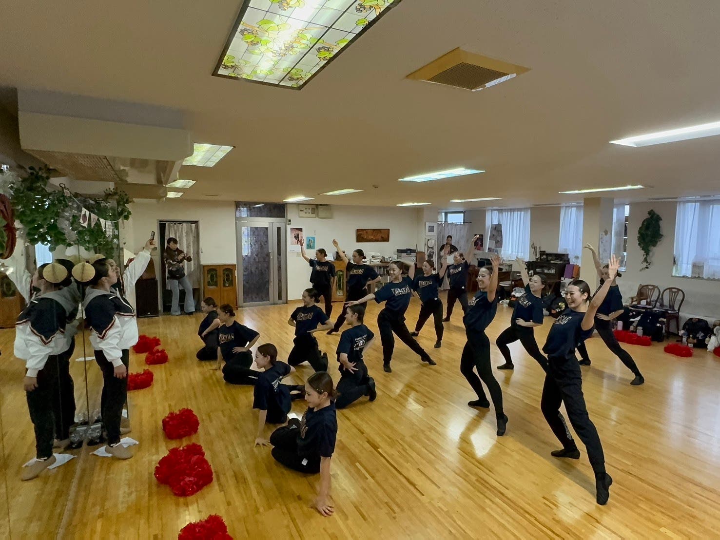 横浜線(町田駅隣接）古淵駅徒歩１分120㎡の広々スタジオ(ペット可)の写真4