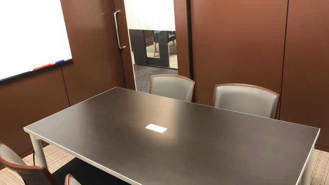 仙台駅から徒歩2分-会議や打ち合わせに最適4名まで(有人受付対応)の写真1