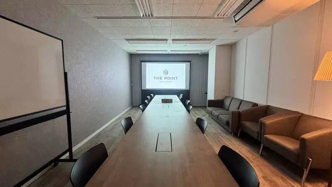 駅直結!新橋駅徒歩1分|最大20名|セミナー、会議、ワークショップ勉強会、控え室、懇親会にも最適!レンタルスペース『ド・ゴール』の写真5