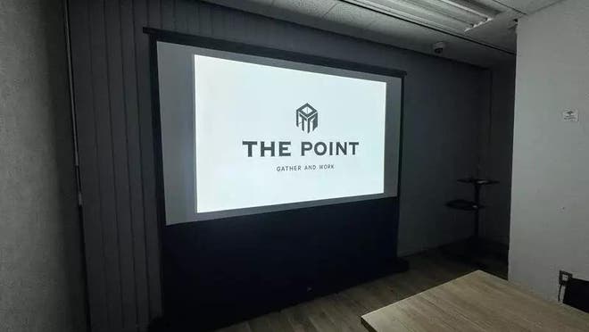 駅直結!新橋駅徒歩1分|最大20名|セミナー、会議、ワークショップ勉強会、控え室、懇親会にも最適!レンタルスペース『ド・ゴール』の写真6