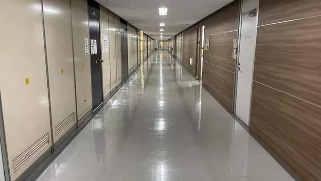 駅直結!新橋駅徒歩1分|最大20名|セミナー、会議、ワークショップ勉強会、控え室、懇親会にも最適!レンタルスペース『ド・ゴール』の写真24