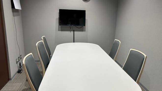 仙台駅から徒歩2分-会議室4-5名(有人受付対応)ルームEの写真1