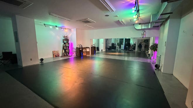 【120㎡】池袋駅徒歩4分の好立地に都内最大級の広さを誇るダンススタジオがOPEN!の写真3