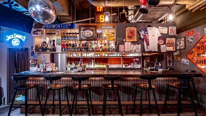 【恵比寿 徒歩4分】アメリカンコンセプトの隠れ家バー🇺🇸/団体利用/イベント/結婚式二次会/誕生日/交流会の写真1