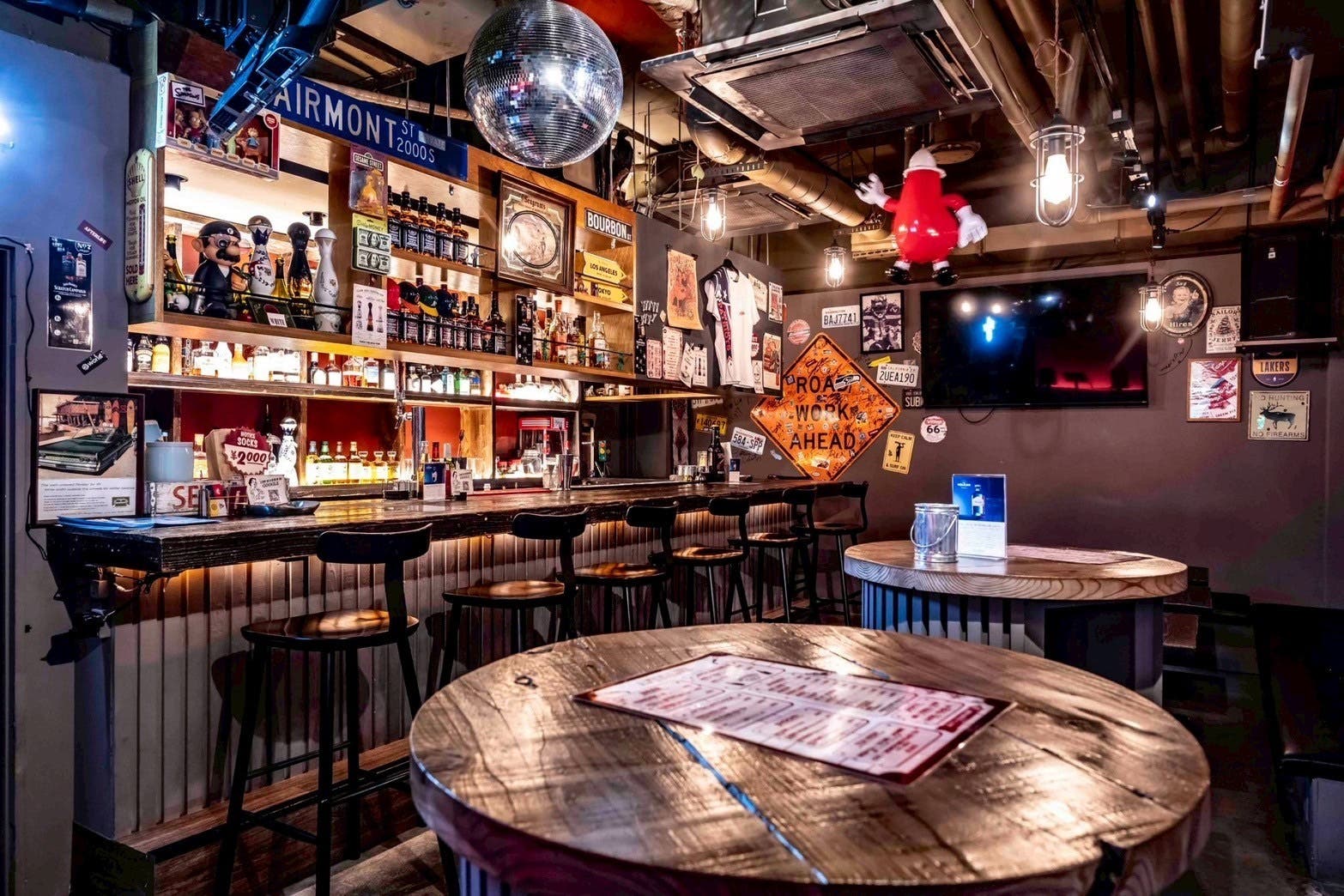 【恵比寿 徒歩4分】アメリカンコンセプトの隠れ家バー🇺🇸/団体利用/イベント/結婚式二次会/誕生日/交流会の写真3