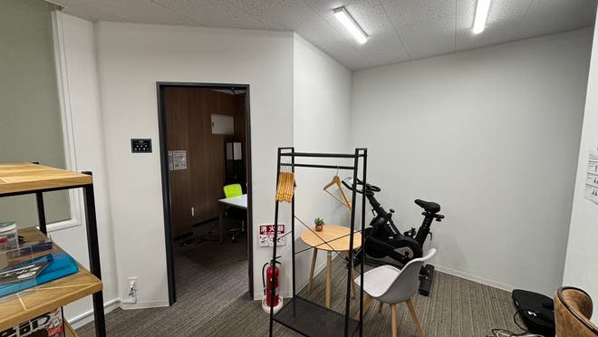 練馬駅から徒歩5分の貸し会議室 | 高速Wi-Fi / 印刷機 / ウォーターサーバーも無料で使える!の写真7