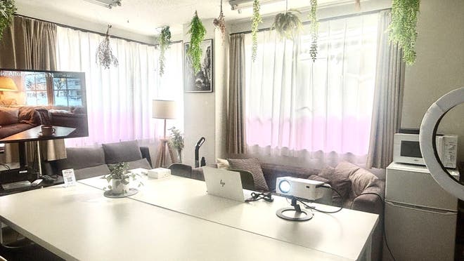 【烏丸御池🚶♀️5分】完全個室・大型モニター・高速光WIFI・動画配信・リモート・作業スペース・ビジネスに最適✨の写真12