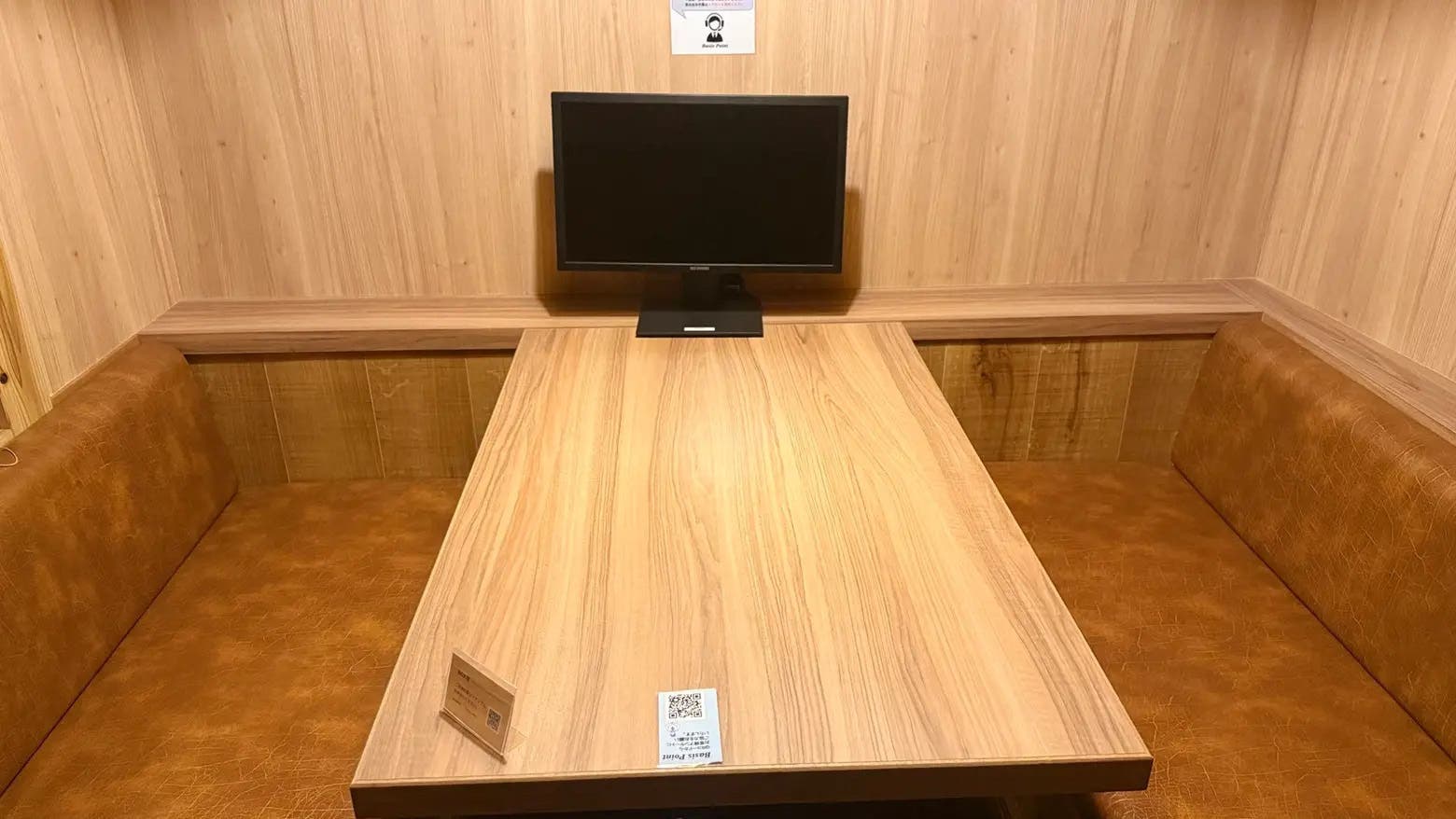 【4名BOX席B】五反田駅徒歩3分！フリードリンク/モニター/Wi-Fi/充電器/テレワークやWeb会議に最適の写真2