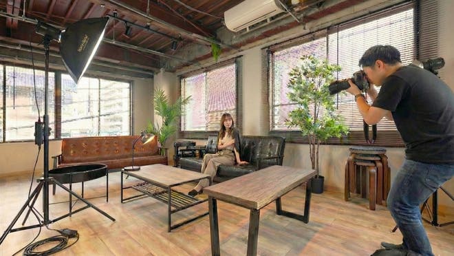 【ゴミ捨て無料!】駅近・広々50㎡・小人数から大人数までOK!100㌅特大スクリーン!2次会・打ち上げ・撮影OKの写真6