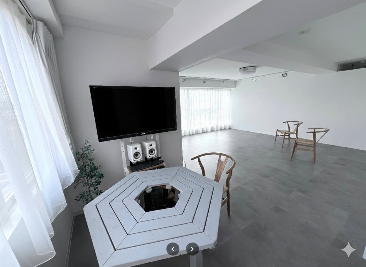 【業界最安値】カメラ3台・照明機材付き【収録・撮影・配信・他】手ぶらで本格的な撮影が可能！本物が揃うレンタルスタジオの写真4