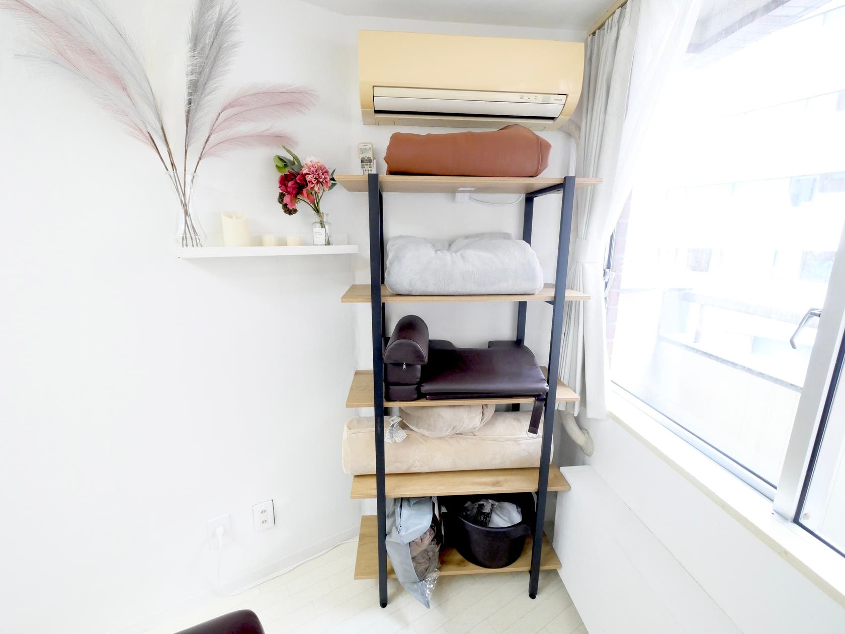 【JR新宿駅2分】新宿西口駅10秒の超駅近🚶｜地域最安🉐｜電動昇降ベット｜洗練された清潔感のある内装｜備品全て無料☘️｜の写真13