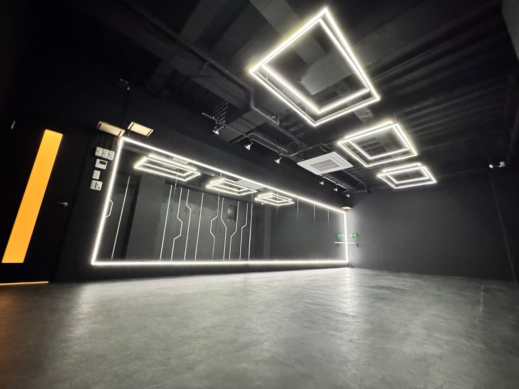 【通町筋/熊本中心部】 24時間OK・全室LED照明 ダンスレンタルスタジオBUZZ熊本【2st】の写真6