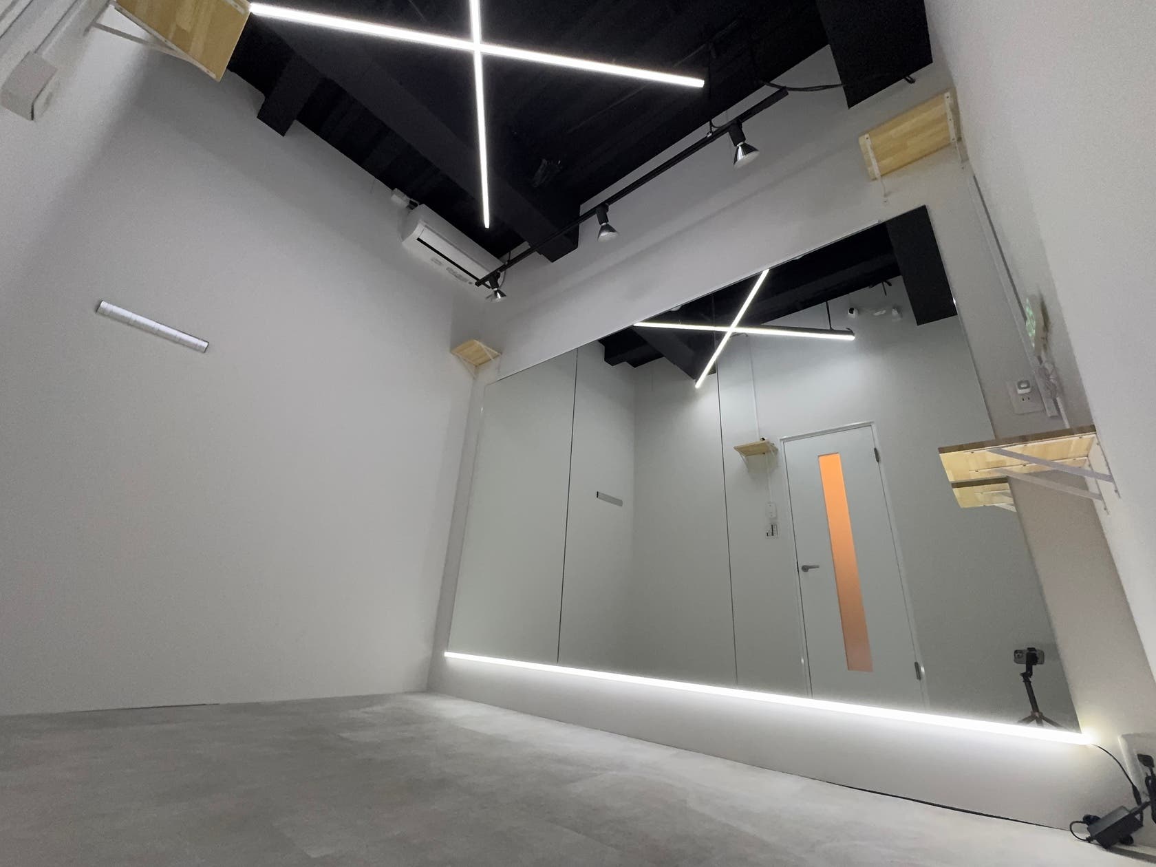 【通町筋/熊本中心部】 24時間OK・全室LED照明 ダンスレンタルスタジオBUZZ熊本【5st】の写真2