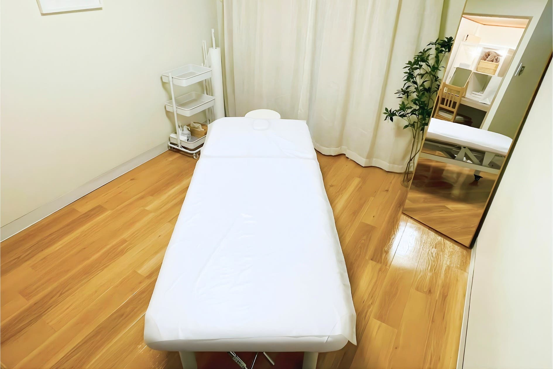 【安心の30分清掃タイム付き🌟オープンSP価格中❗️】博多駅 徒歩4分🪐落ち着きの完全個室サロン 博多2号店が登場🌙の写真4