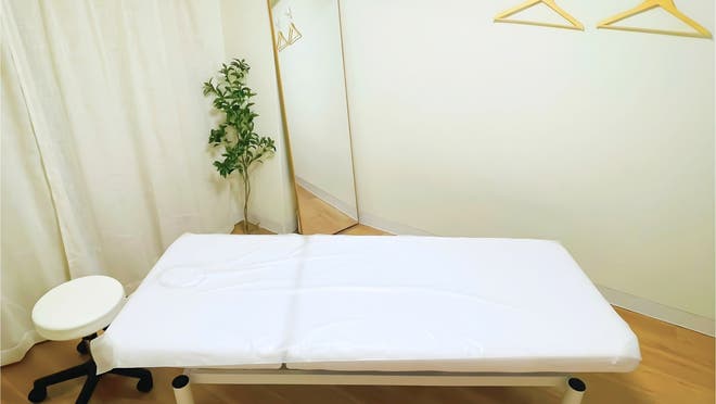 【安心の30分清掃タイム付き🌟オープンSP価格中❗️】博多駅 徒歩4分🪐落ち着きの完全個室サロン 博多2号店が登場🌙の写真2