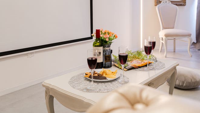 ⭐NEW⭐馬喰町から4分!おしゃれなシアタールームオープン✨パーティ、撮影、女子会、ママ会等の写真4