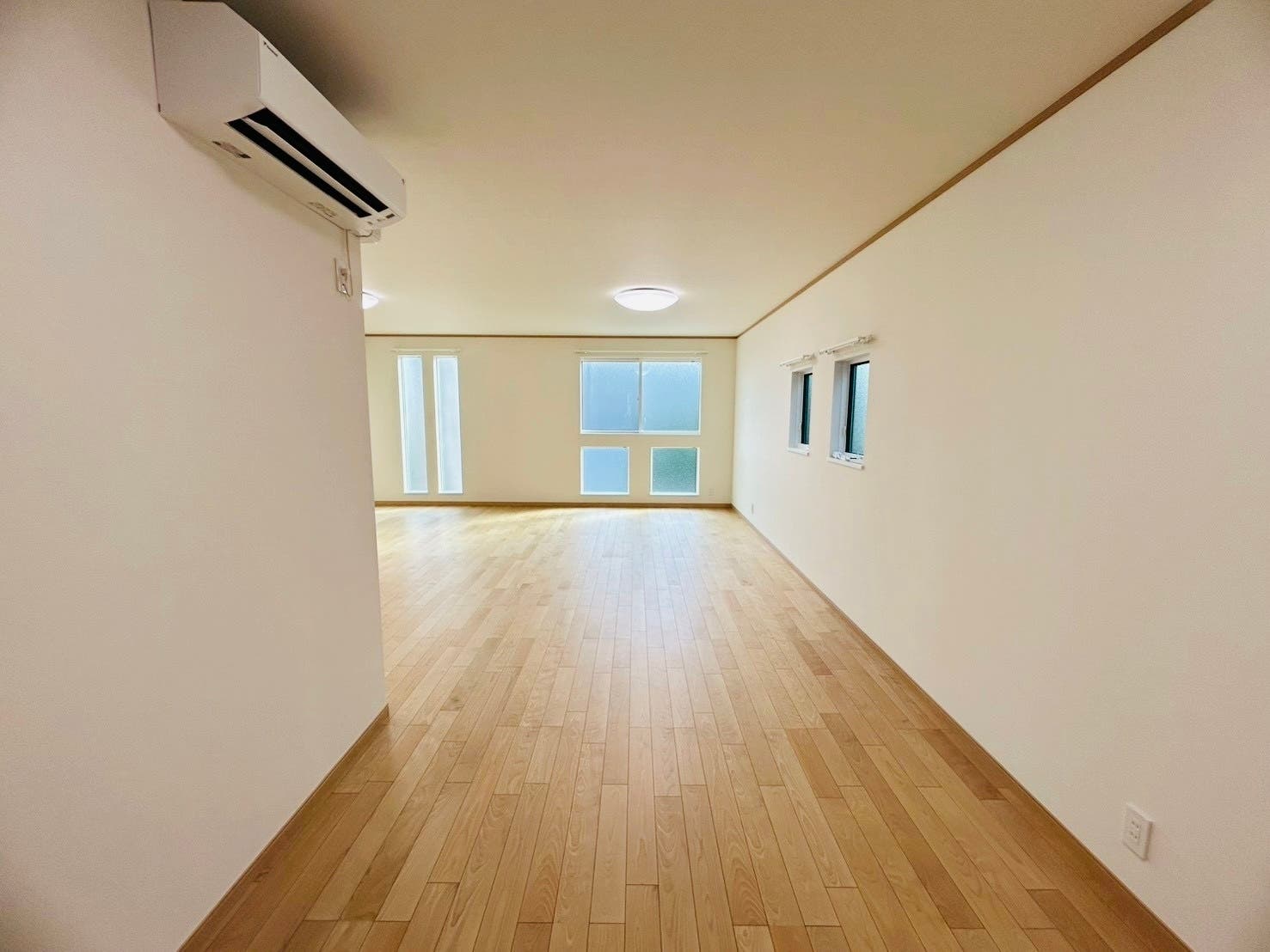 【用賀駅徒歩6分🚃】レンタルスペース《要予約》教室開講OK：ひだまりルーム✨（テーブル＆イスあり）の写真6