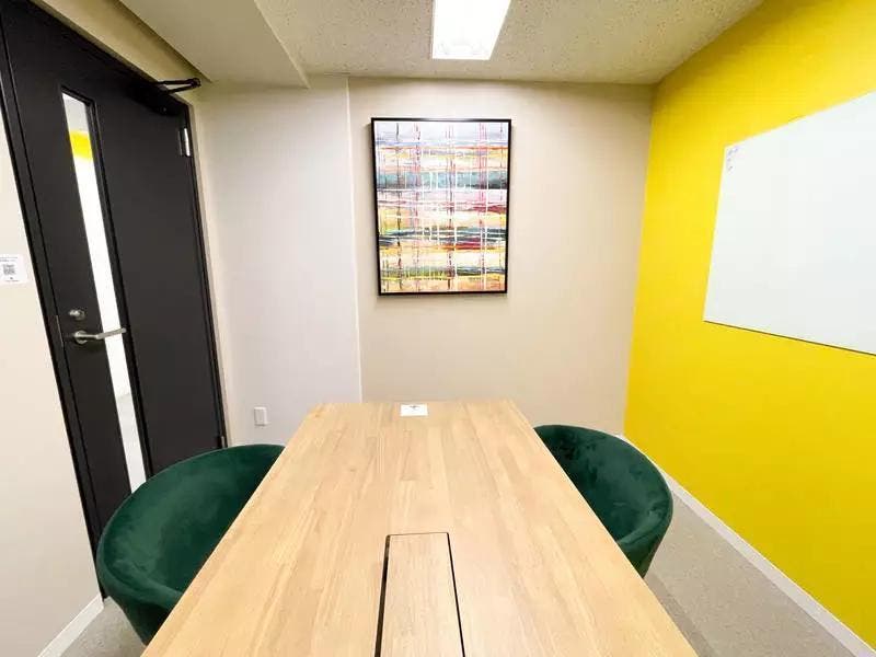 駅直結！横浜駅徒歩30秒｜最大8名｜ビジネス、懇親会の利用に最適！ルーム『コリアンダー』※旧4Cの写真2