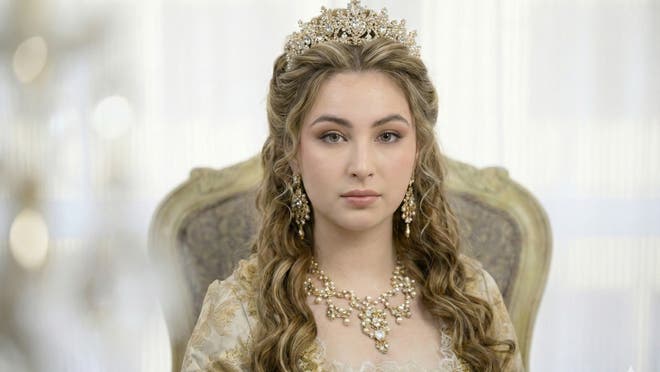 ストロボ等使用無料! カメラ一つで撮影が出来る本格フォトスタジオ!白ホリ背景紙・10パターンの無料背景布無料提供!路面店!の写真9