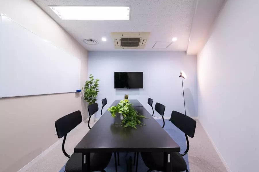 駅直結！横浜駅徒歩30秒｜最大8名｜ビジネス、懇親会の利用に最適！ルーム『ターメリック』※旧4Dの写真3