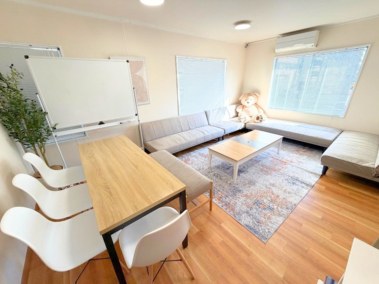 【無料駐車場あり】最大15名様✨誕生会/歓送迎会/デート/女子会/撮影/同窓会に🎉地域最大！24時間営業📣の写真2