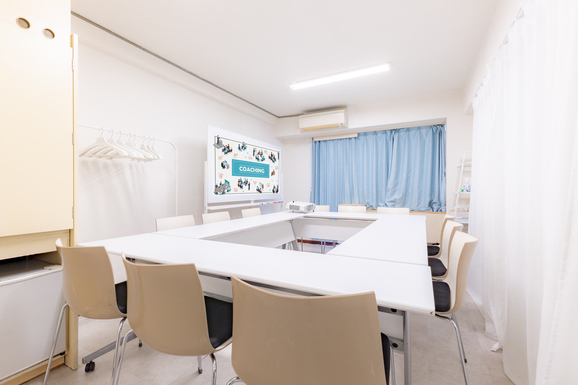 【名古屋栄にオープン！！】サカエチカ13番出口(中日ビル前)から徒歩3分！街中で便利な会議室です！！の写真5