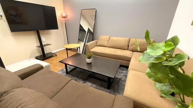 駅直結!横浜駅徒歩30秒|最大7名|ビジネス、懇親会の利用に最適!ルーム『シナモン』※旧4Hの写真4