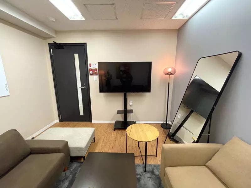 駅直結！横浜駅徒歩30秒｜最大7名｜ビジネス、懇親会の利用に最適！ルーム『シナモン』※旧4Hの写真5