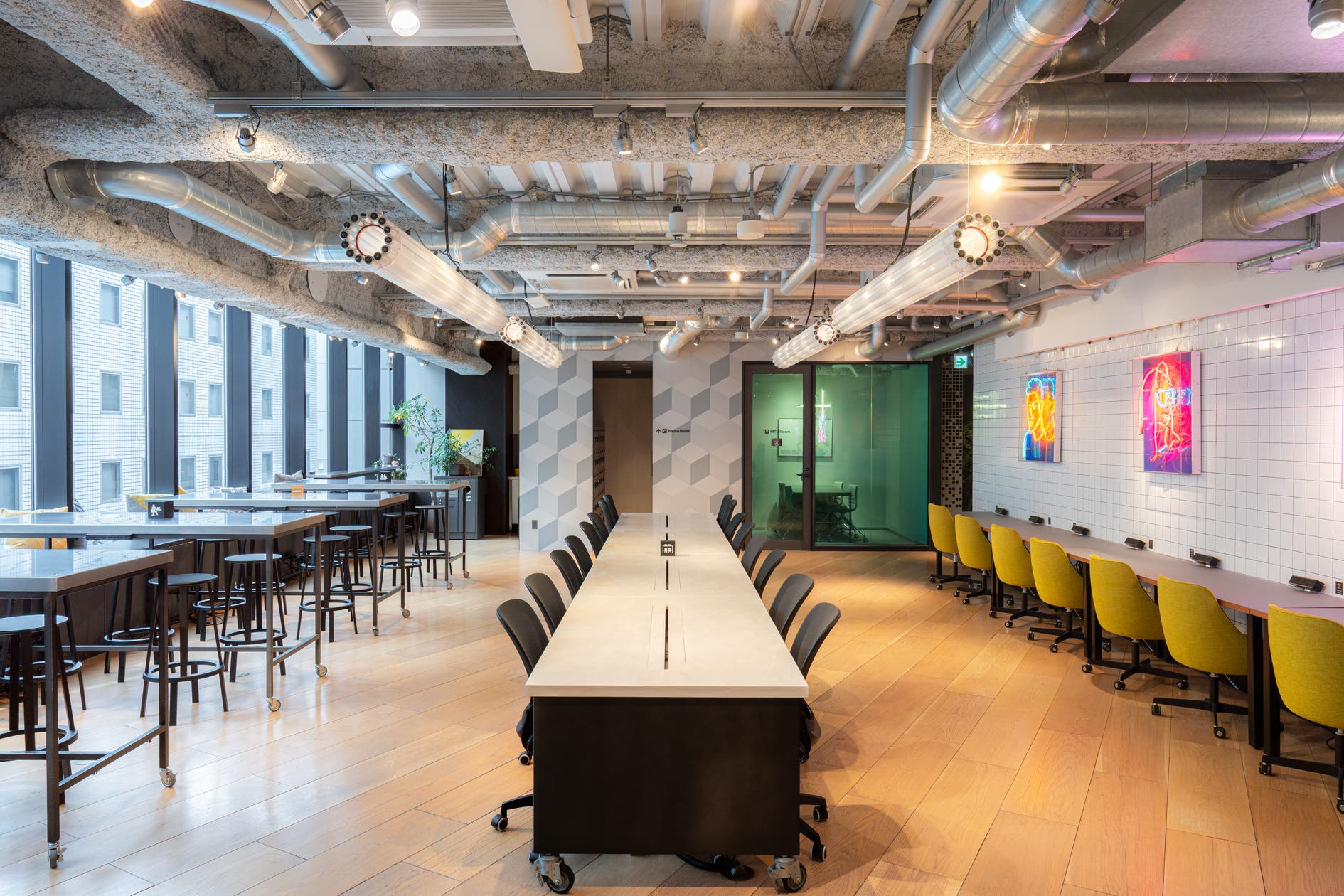 【土日祝のみ貸出】渋谷駅6分★会議/パーティ/ワークショップ/撮影★幅広くご利用可能！ホテル併設型の圧倒的なデザイン空間の写真1