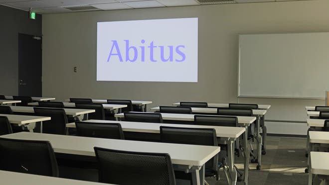 新宿駅A1出口直結 | 7日前までキャンセル無料【セミナールーム1 / アビタス】スタッフ常駐・高品質の写真8