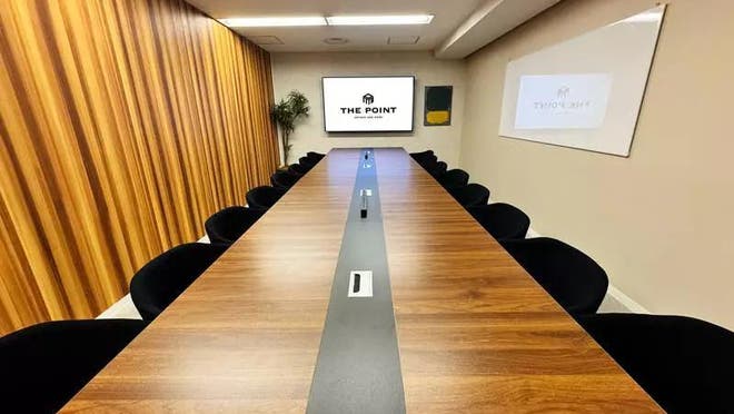 駅直結!横浜駅徒歩30秒|最大18名|セミナー、会議、懇親会の利用に最適!ルーム『タマリンド』の写真2