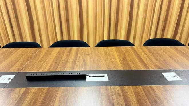 駅直結!横浜駅徒歩30秒|最大18名|セミナー、会議、懇親会の利用に最適!ルーム『タマリンド』の写真9