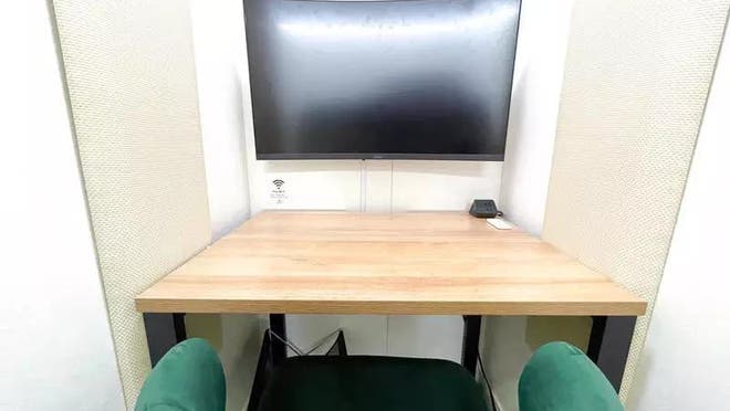 〈駅直結!横浜駅徒歩30秒|1名個室〉作業や勉強、面接、ゲーム、オンラインMTGに最適な『防音室01』の写真7