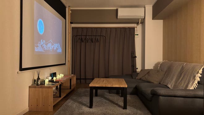 【4人まで料金一律&出入自由】高崎駅繁華街すぐ近く♪プロジェクター付きレンタルスペース♪映画📽️ゲーム🎮を楽しもう♪の写真2