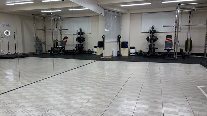 NEW‼️【Open】レンタルジム パワーラック 広々41m2 パーソナル歓迎【西日暮里3分】防音マット有の写真4