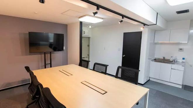 御茶ノ水徒歩4分・末広町徒歩7分|最大6名|ビジネス、パーティー、ボードゲームや女子会の利用に最適!の写真2