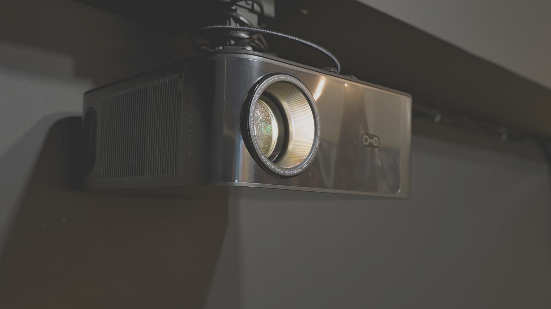 📹プロジェクター【TOPTRO X9】の画像1