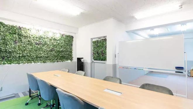 飯田橋駅A2出口から徒歩30秒|最大8名|会議、商談、セミナー、勉強会、ボードゲーム、レッスン、女子会の利用に最適!の写真8