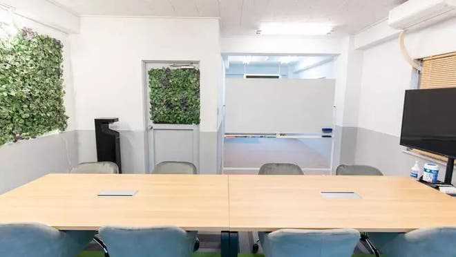 飯田橋駅A2出口から徒歩30秒|最大8名|会議、商談、セミナー、勉強会、ボードゲーム、レッスン、女子会の利用に最適!の写真15