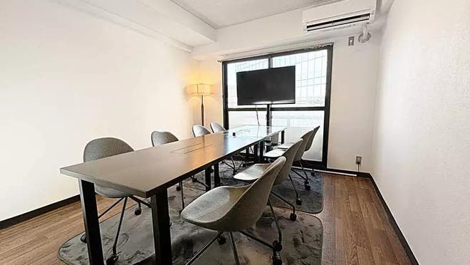 六本木駅徒歩15秒|最大8名|24h利用可|ビジネス、パーティー、ボードゲームなどの利用に最適!夜間〜早朝の利用も可能!の写真1