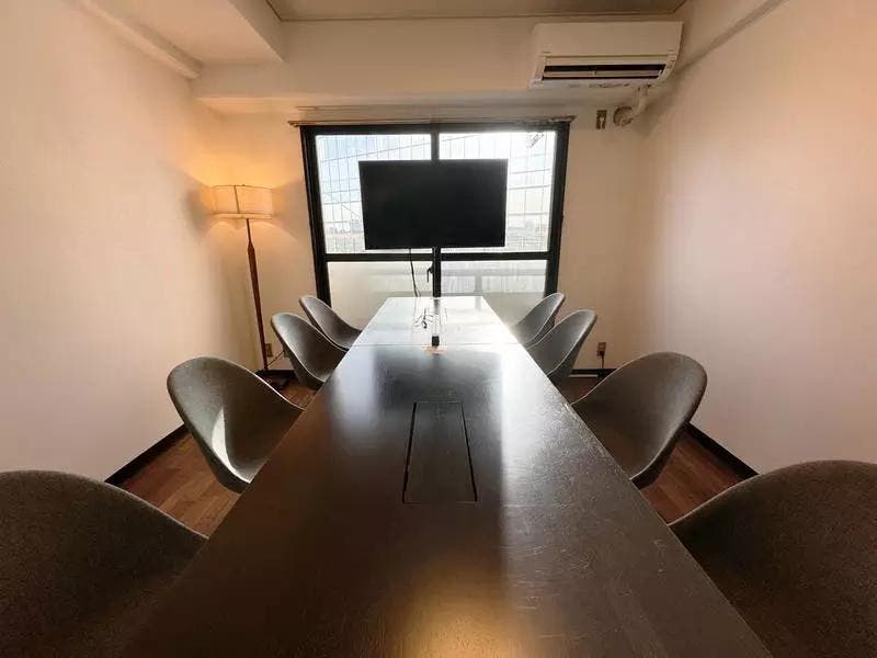 六本木駅徒歩15秒｜最大8名｜24h利用可｜ビジネス、パーティー、ボードゲームなどの利用に最適！夜間〜早朝の利用も可能！の写真13