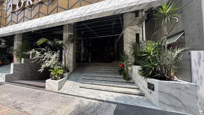 六本木駅徒歩15秒|最大8名|24h利用可|ビジネス、パーティー、ボードゲームなどの利用に最適!夜間〜早朝の利用も可能!の写真16