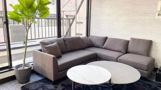 浜松町駅徒歩4分|最大31名|セミナー、懇親会、ゲーム、推し活、撮影の利用に最適!ワンコイン会議室 大門・浜松町の写真23