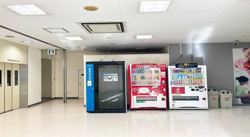 【テレキューブ】キャンセビルの個室型ワークブース（311-01）です。視線と音を遮る、プライベートな集中環境。