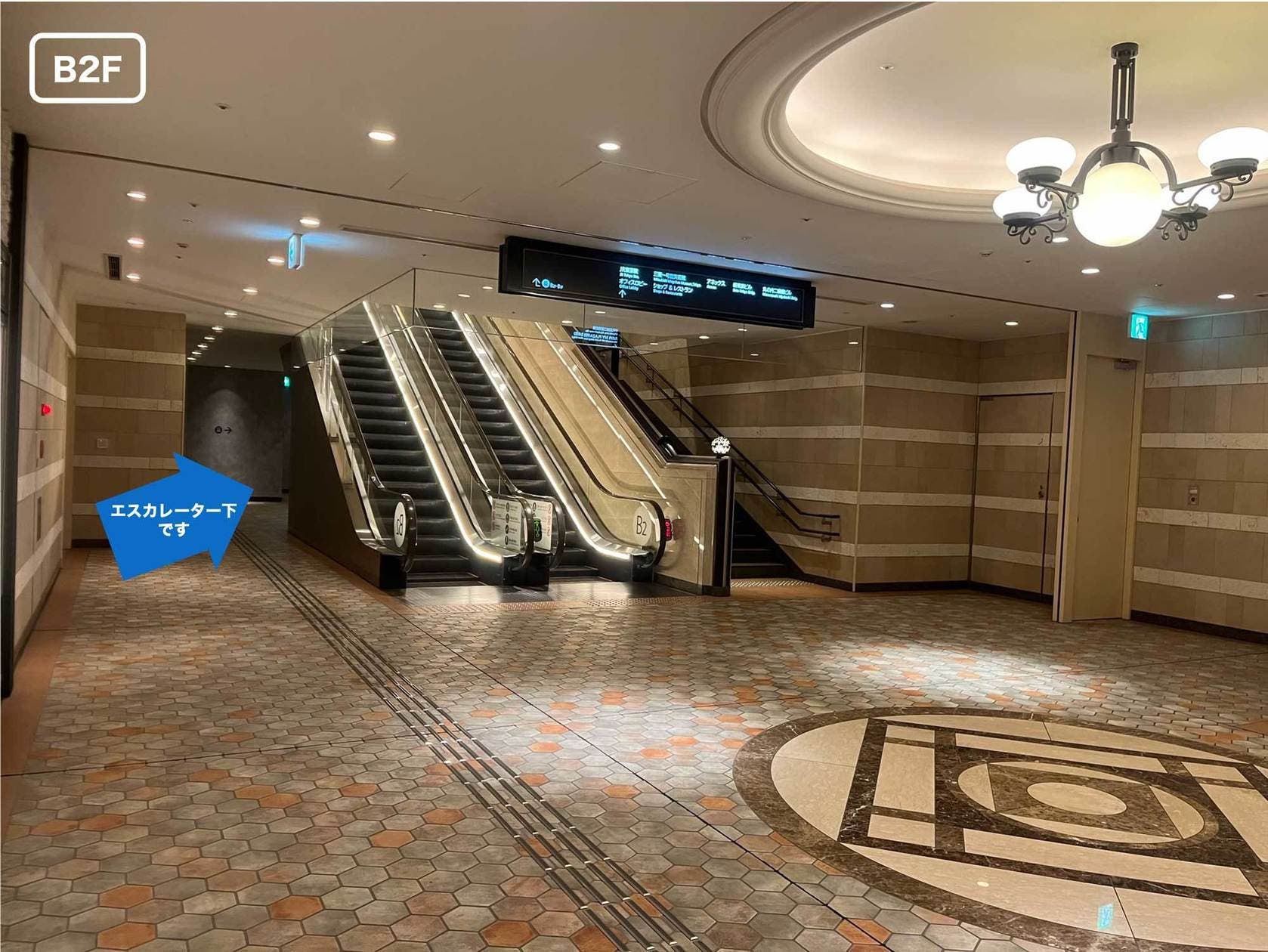 【テレキューブ】丸の内ブリックスクエアの個室型ワークブース（163-01）です。視線と音を遮る、プライベートな集中環境。の写真1