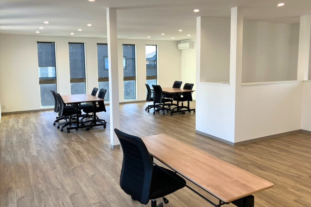 70㎡の広々 × 空間大きな窓と自然光が心地いい✨の写真2