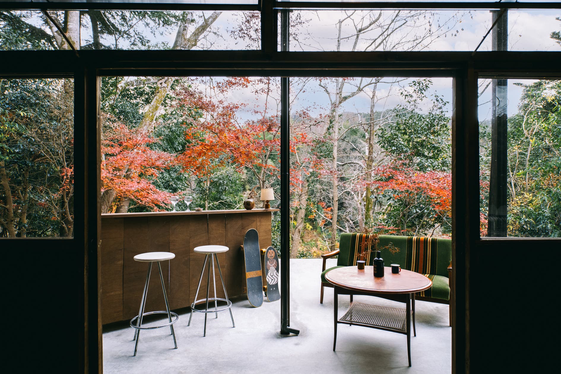 混ざったまま、撮れる。本来は共存しない世界観を1フレームに。コンクリート x アンティーク x 大自然の撮影空間。の写真7