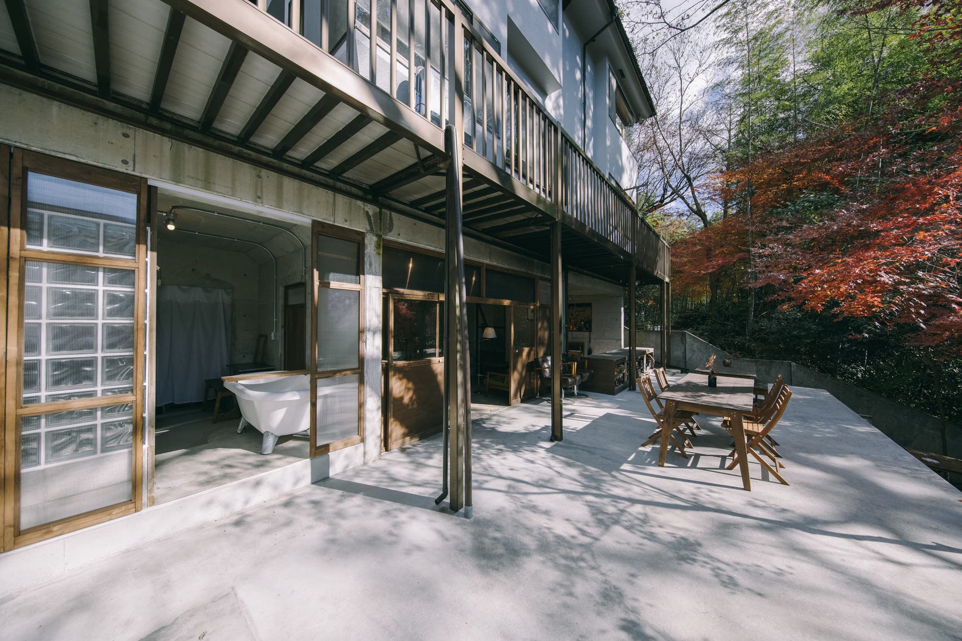 混ざったまま、撮れる。本来は共存しない世界観を1フレームに。コンクリート x アンティーク x 大自然の撮影空間。の写真11