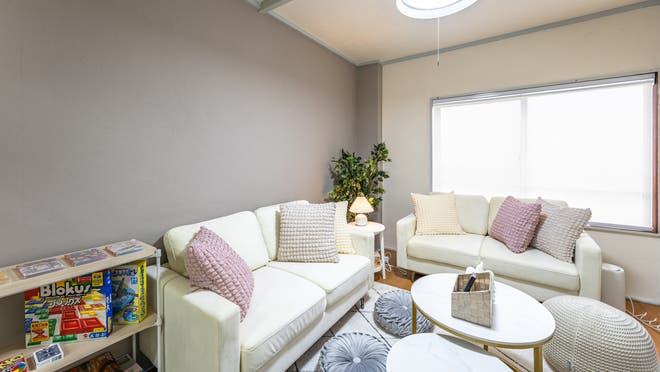 🎀韓国カフェ風💓天六3分✨12名OK🤍推し活女子会📸24h🌙2次会◎セブン10秒🏪WiFi📶映え空間×大画面📺の写真5